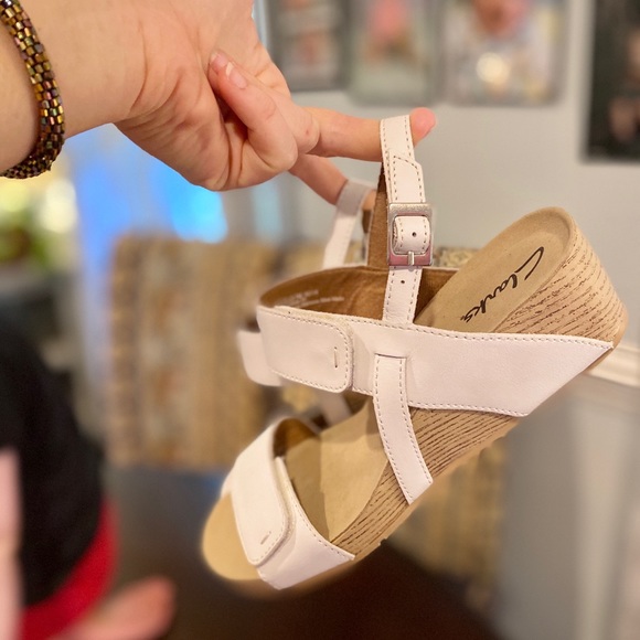 Clarks | Shoes | Nwot Clarks White Wedge Sandals Leather | Poshmark